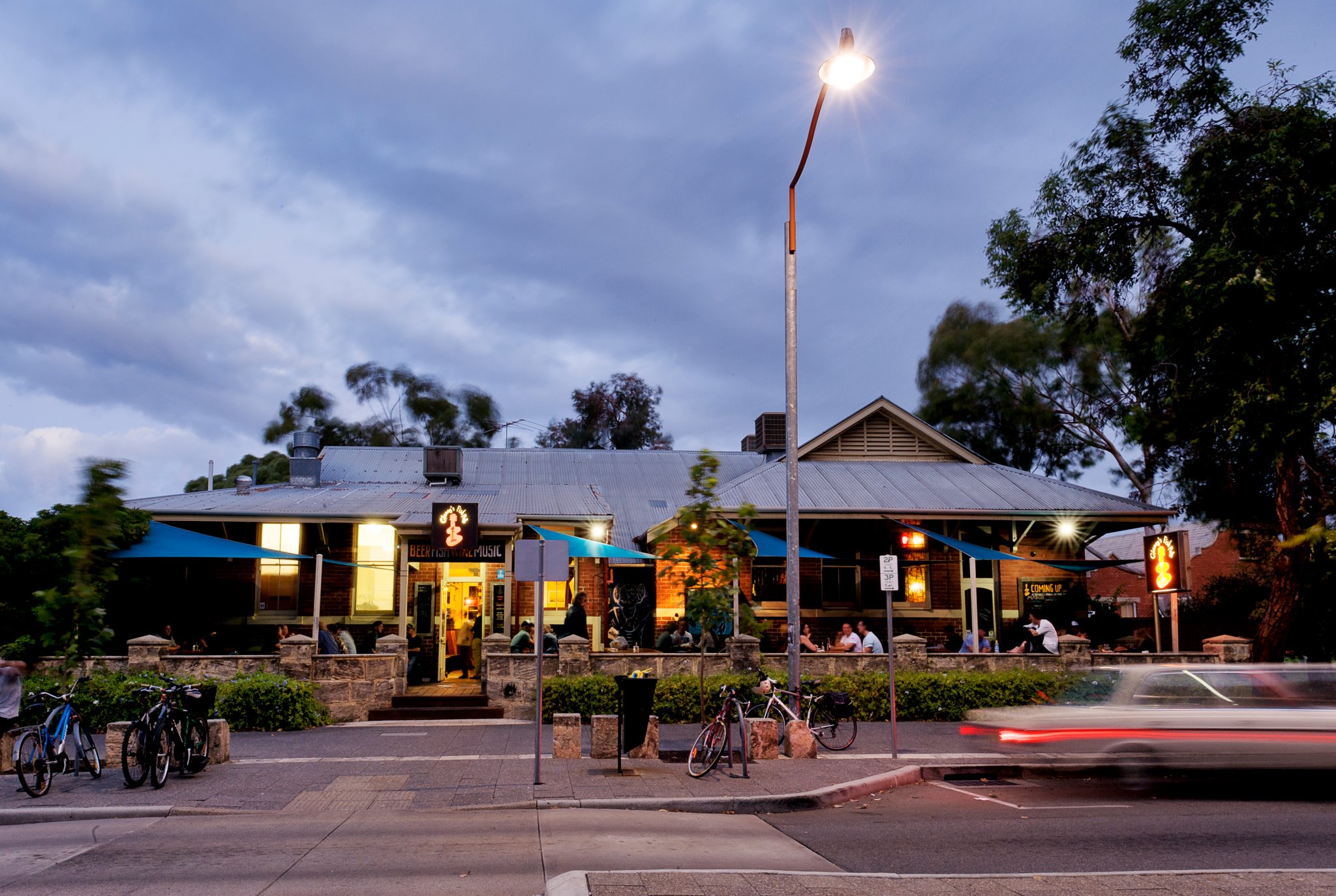 Clancy's Fish Pub | Visit Fremantle